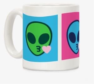 Blowing Kiss Alien Emojis Coffee Mug - Mug - 484x484 PNG Download - PNGkit
